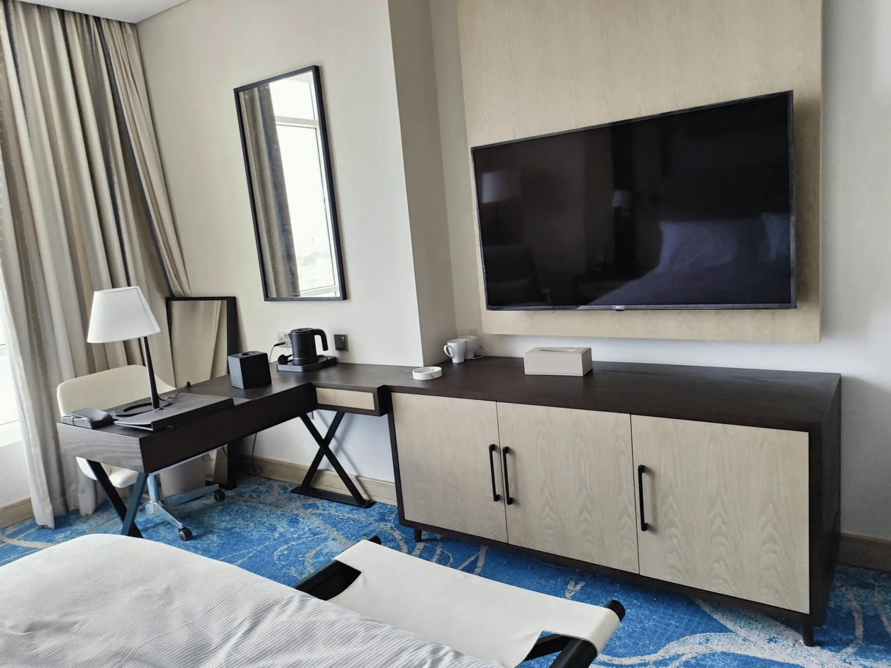 Hilton Double Tree Hotel-Jazan, Saudi Arabia - Hotel Furniture ...